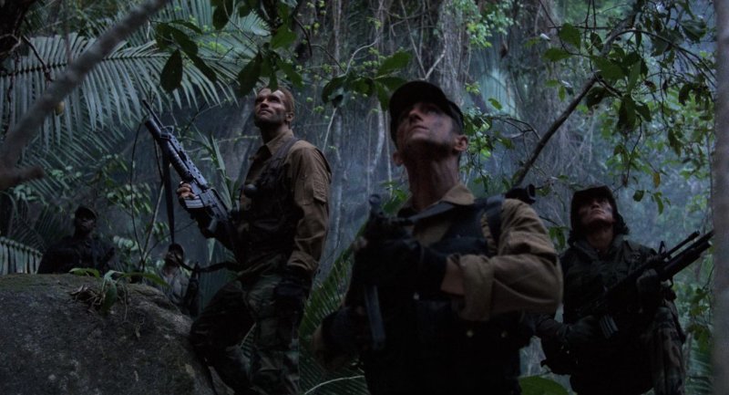 Predator (Saalistaja, 1987) | elokuva arvostelu | elitisti.fi